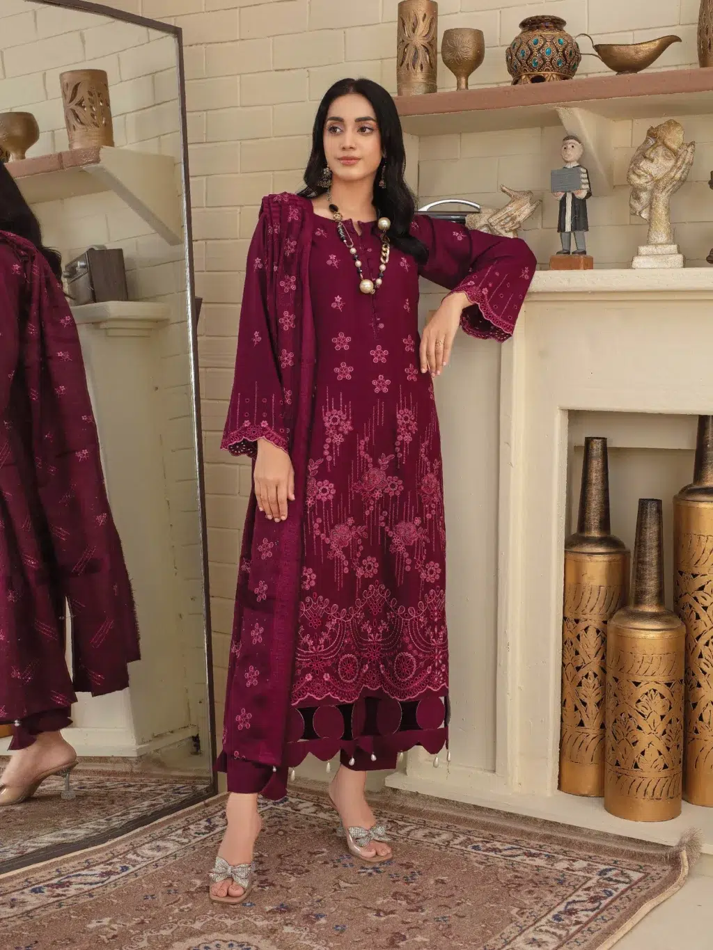 Elevate Style with Dil E Naaz By Aalaya D-01 Collection